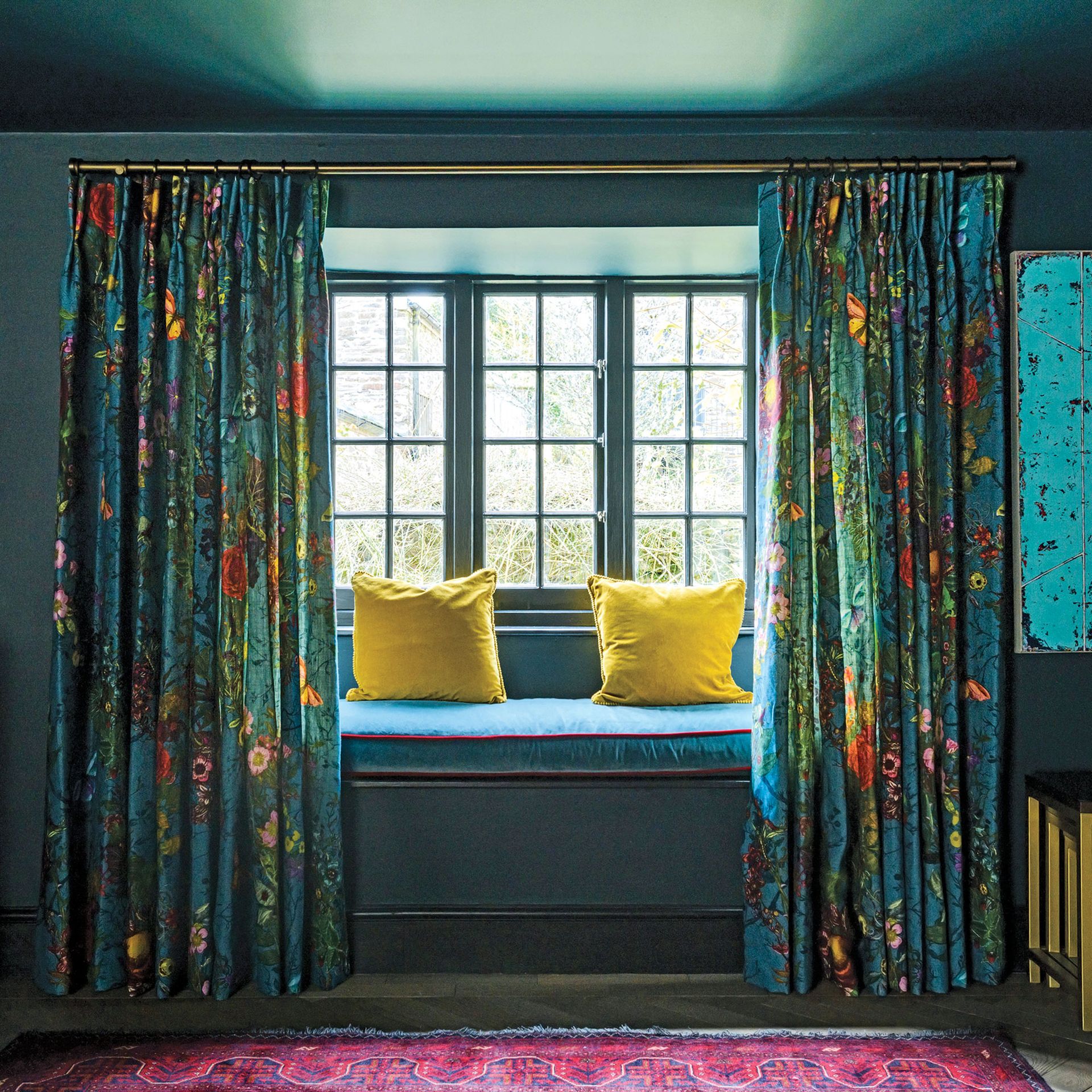How many colours should you have in a room? Rules to follow | Ideal Home