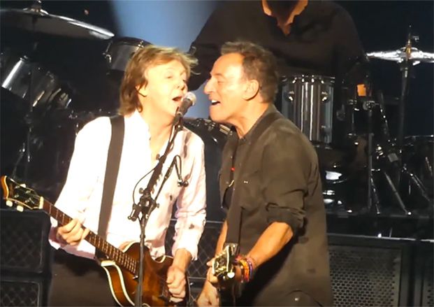 Watch Paul McCartney and Bruce Springsteen Play "I Saw Her Standing ...