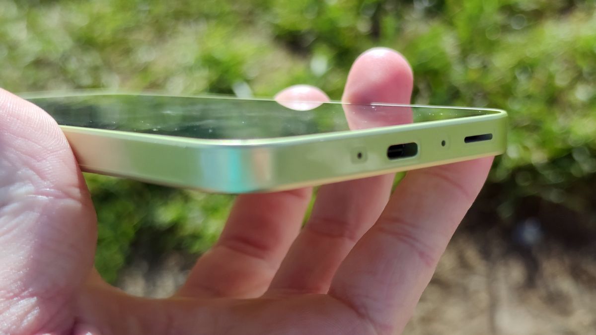 Samsung Galaxy A35 review: a Samsung Galaxy S24 for the rest of us ...