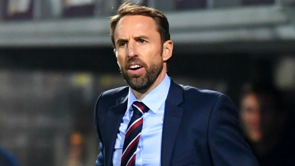 Southgate explains reasons behind defensive change | FourFourTwo