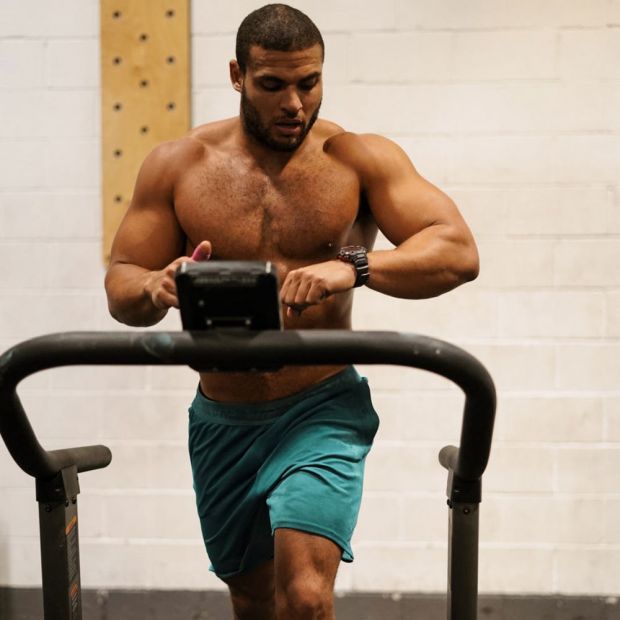 UK Crossfit Champ Zack George’s 15-Minute AMRAP | Coach