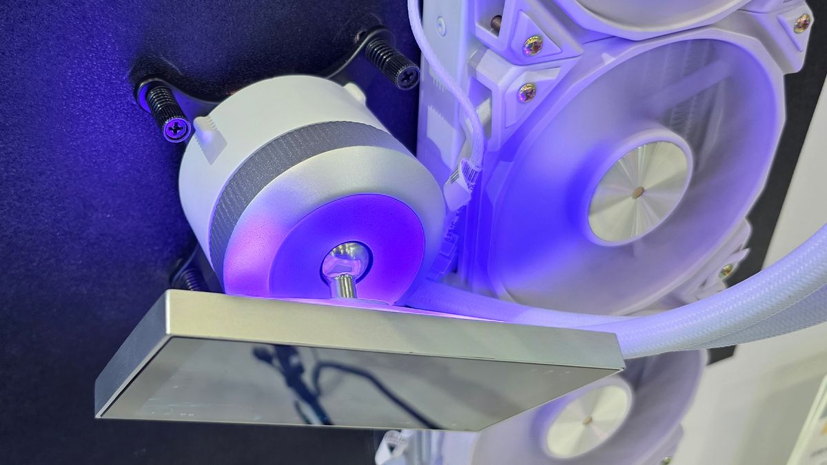 Hands-on with the Antec Vortex View — a wild AIO cooler with a screen ...