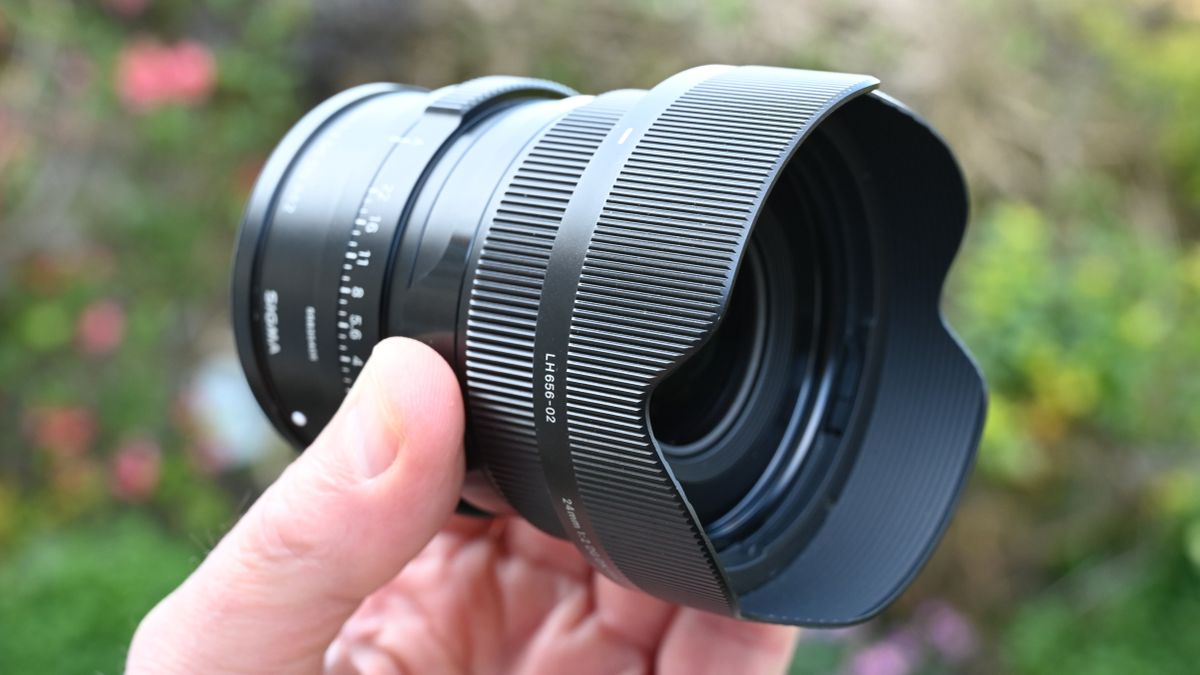 Sigma 24mm f/2 DG DN | C review: A fast wide-angle prime that keeps the ...