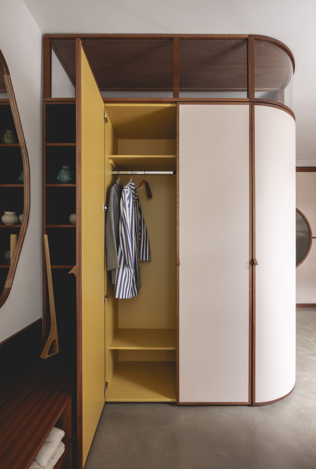 Architects are bringing back a retro trend for built-ins | Livingetc