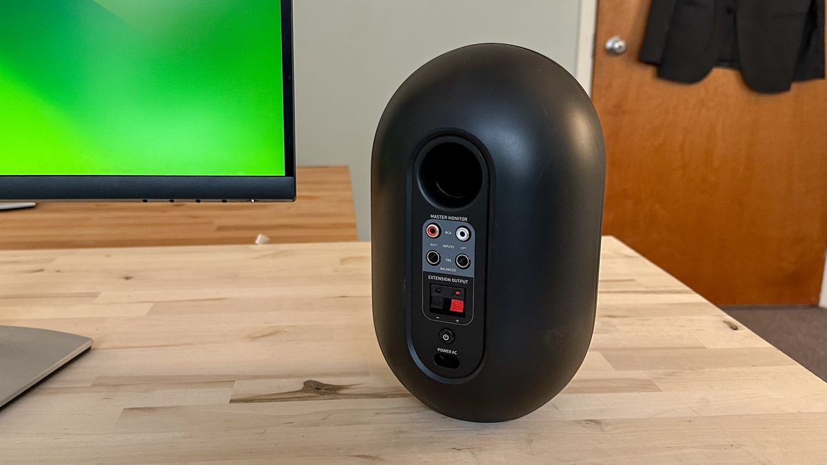 JBL 104-BT review | Tom's Guide