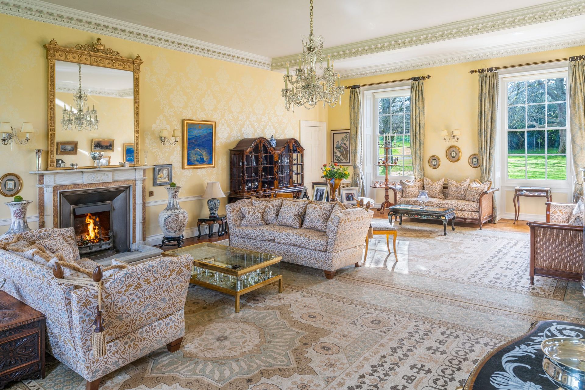 An exquisite, completely refurbished Georgian country house with ...