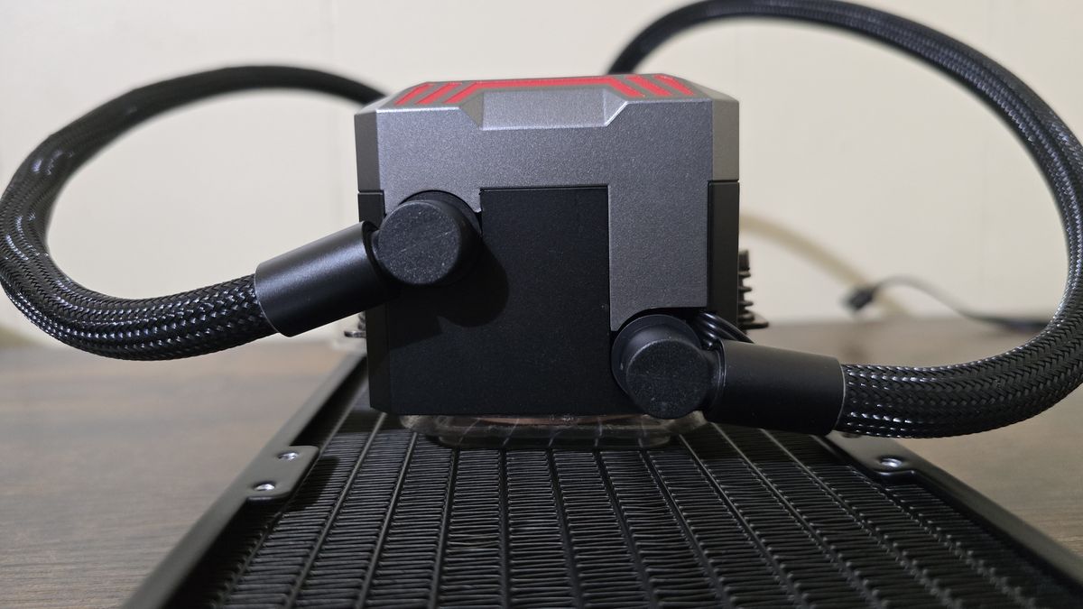 Valkyrie Syn 360 AIO Liquid Cooler Review: A strong AIO marred by beta ...