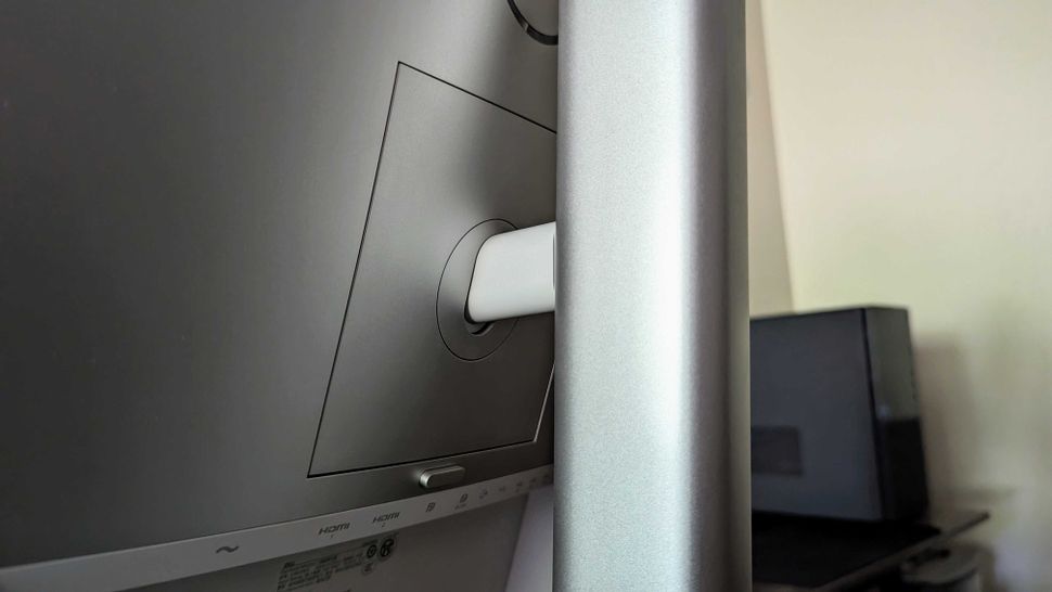 Dell UltraSharp 34" Curved Monitor (U3423WE) review: Less screen, more ...