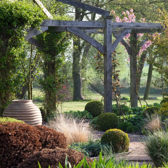 Spring garden tour | Ideal Home