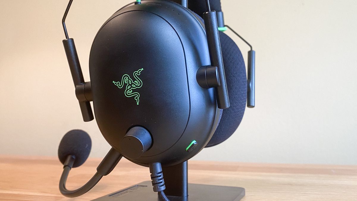 Razer BlackShark V2 Gaming Headset review | Laptop Mag