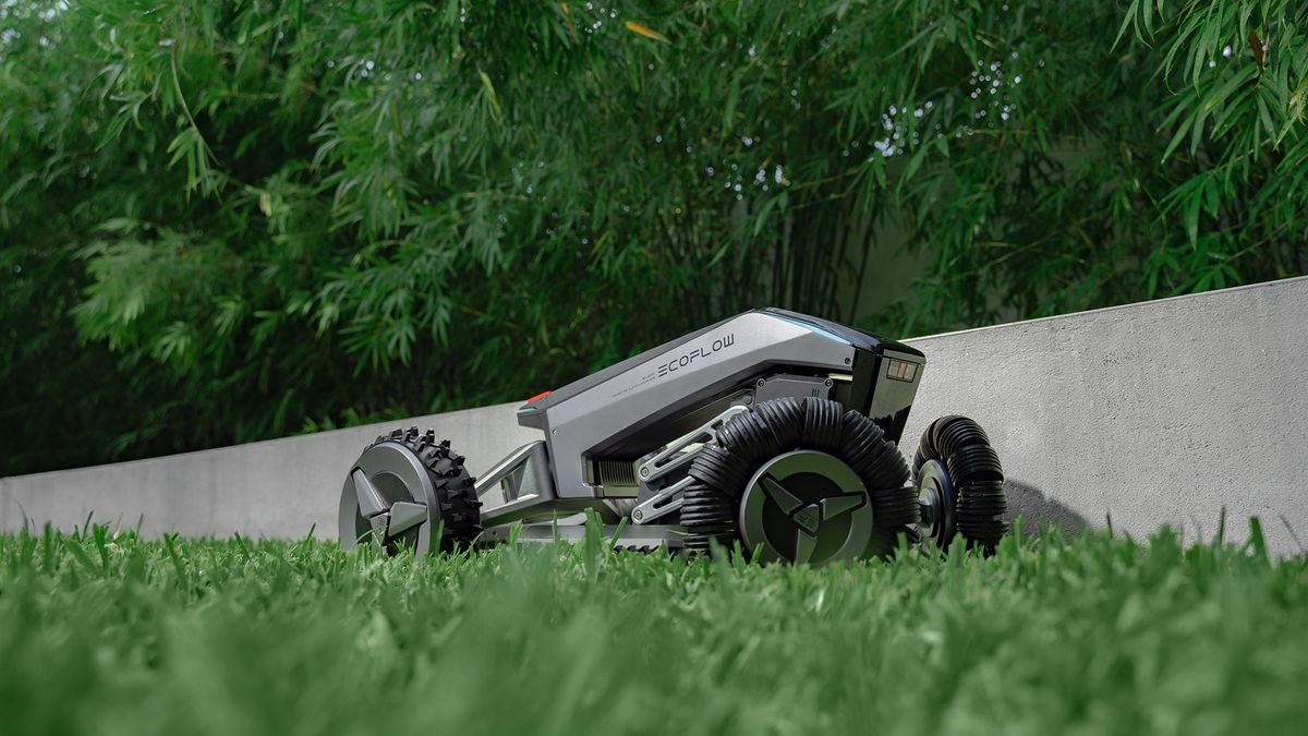 This robotic lawnmower is the garden gadget I need | T3