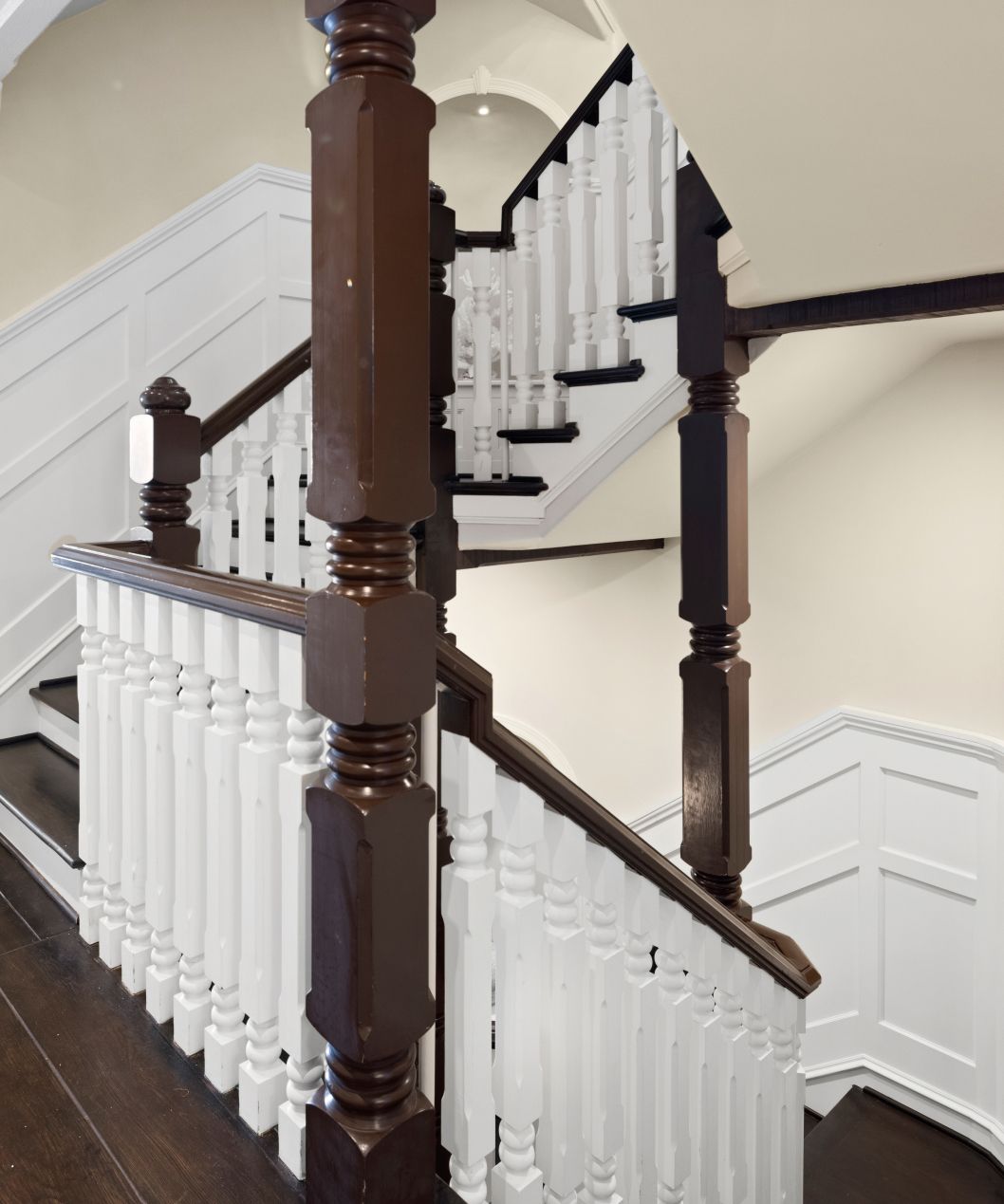 Interior design tips from Bette Davis' home in Laguna Beach | Livingetc