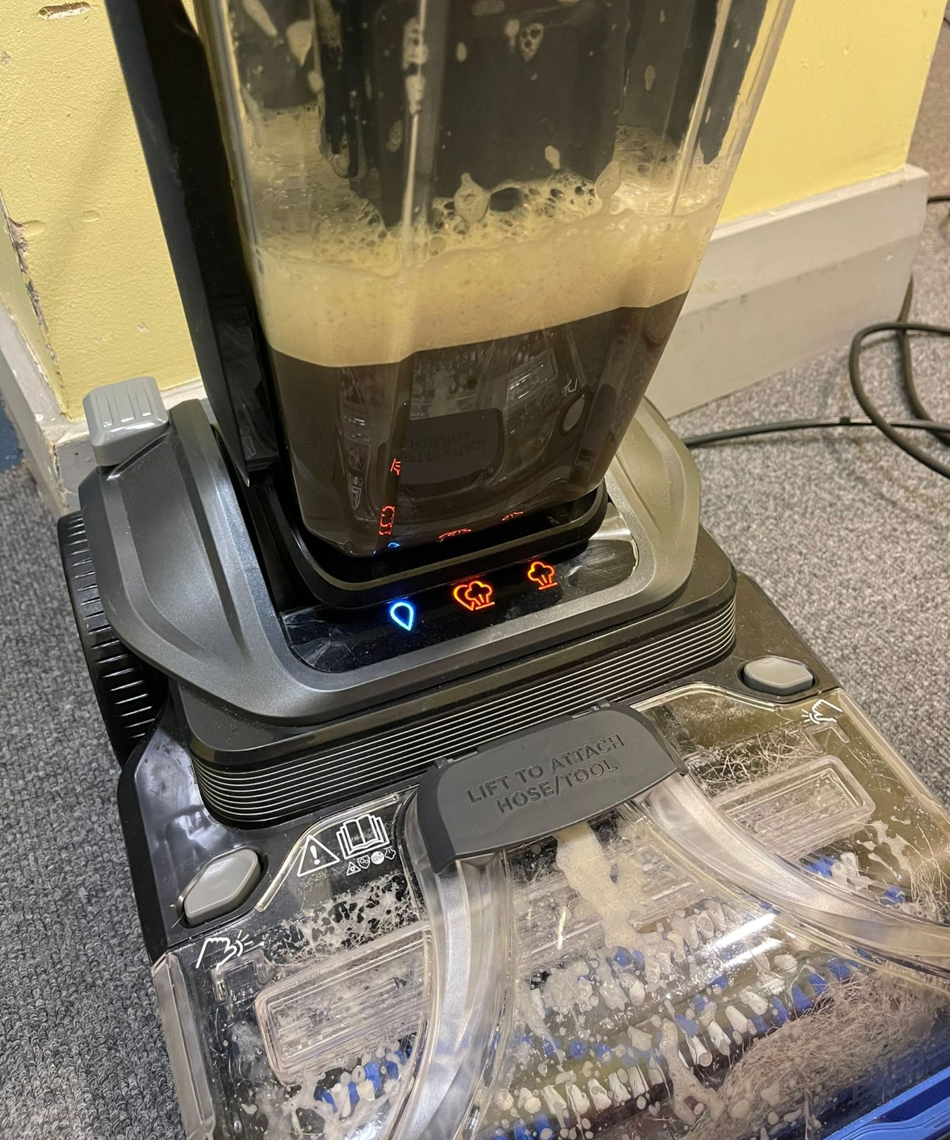 5 stars: Bissell Revolution HydroSteam carpet cleaner review | Homes and Gardens