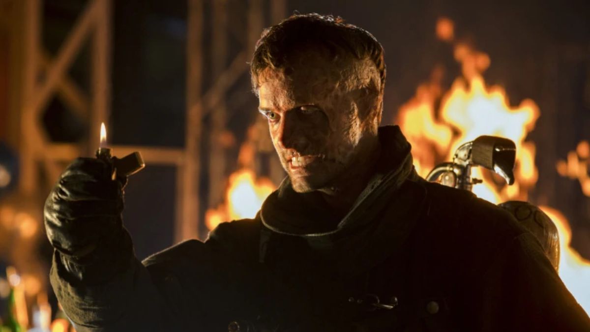 DC's Firefly: 6 Things To Know About The Potential Batgirl Movie ...