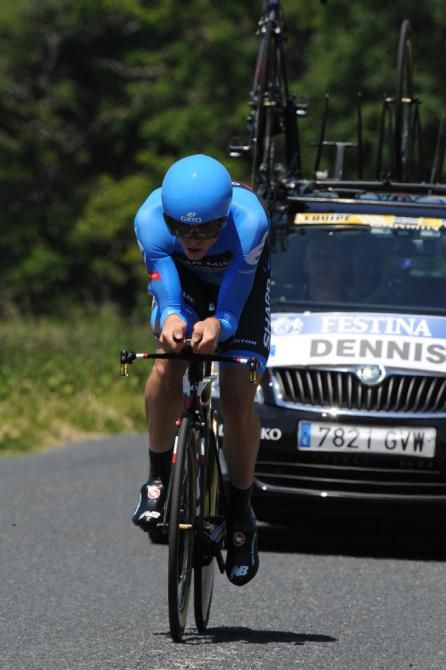 Dennis will ride National Road Race despite crash | Cyclingnews