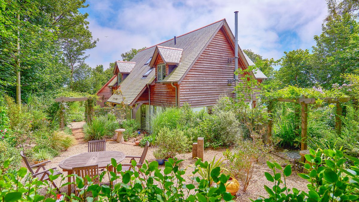 One and a half storey house design: How to get it right | Homebuilding