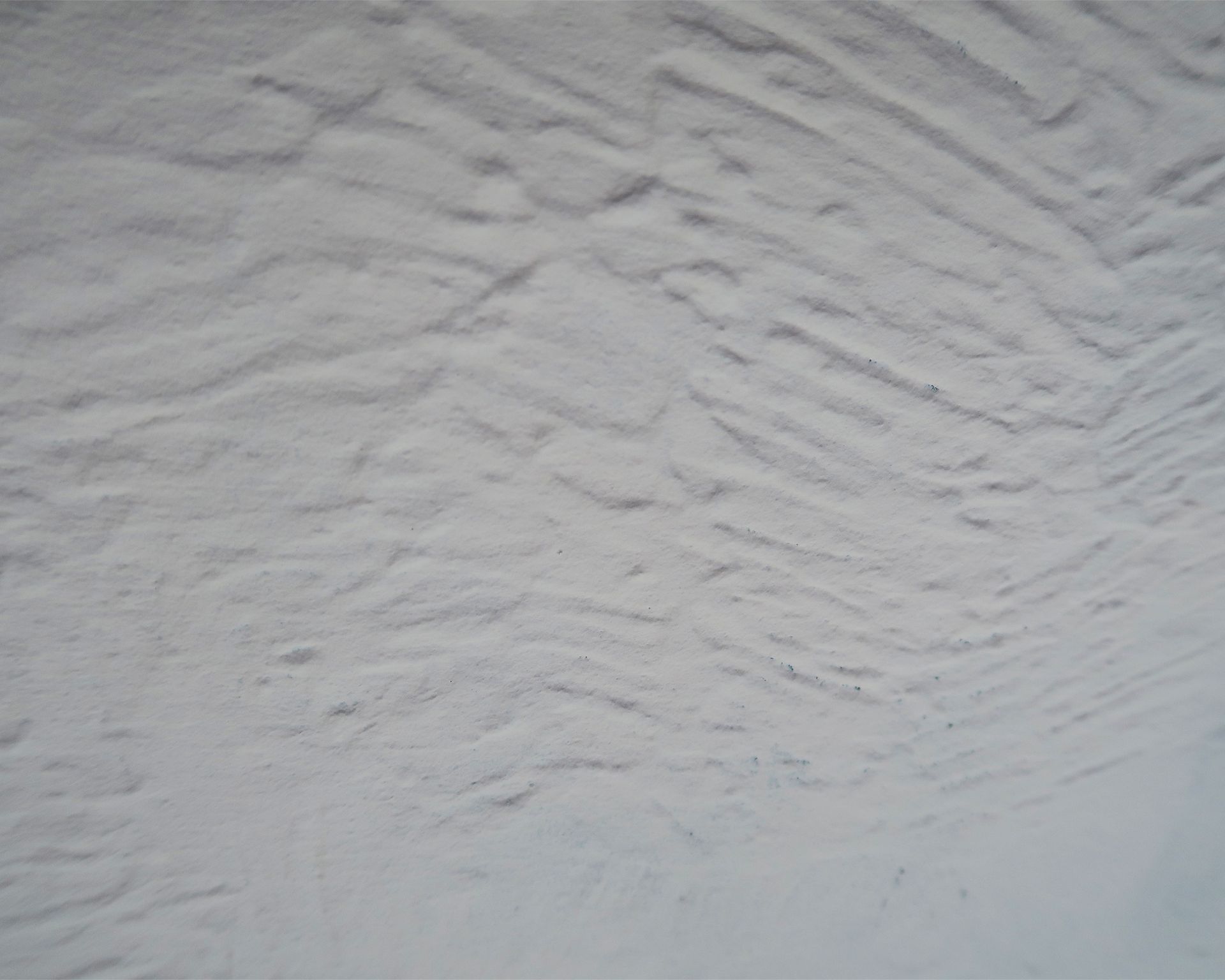 How to paint a textured ceiling in a day or less | Real Homes