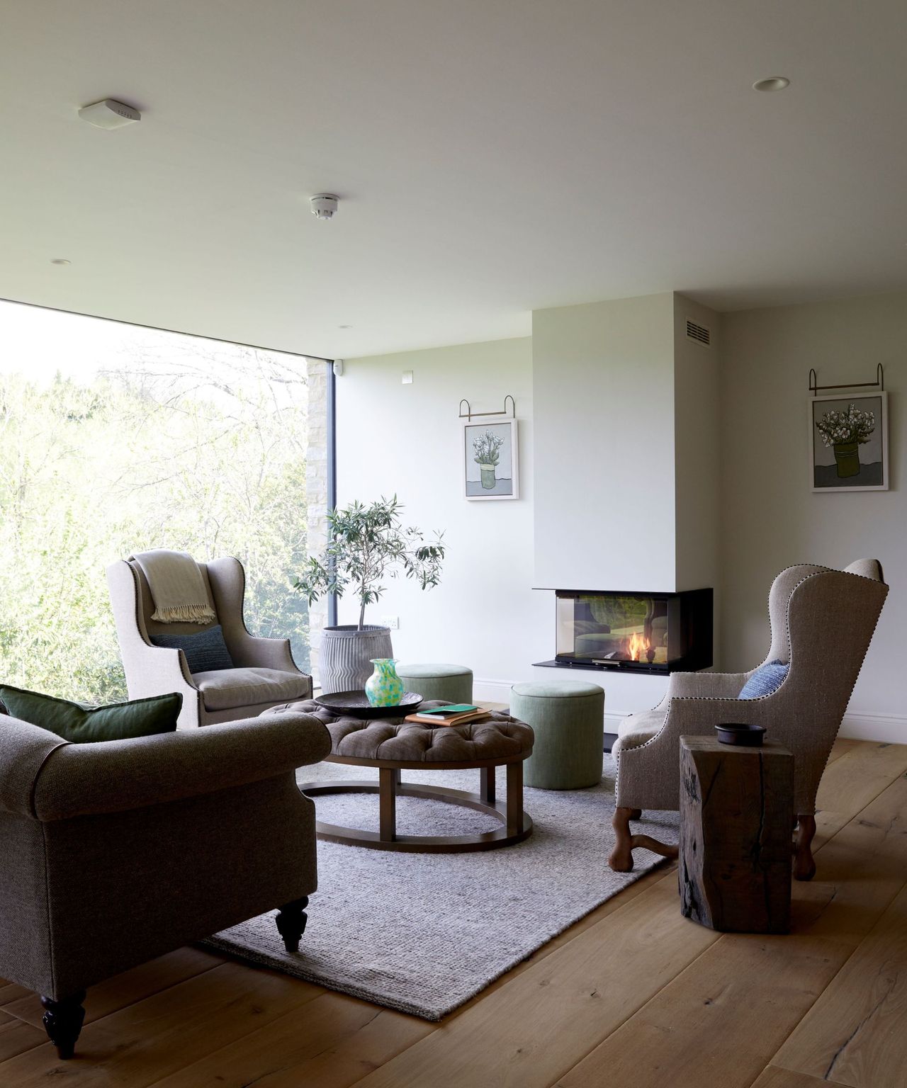 12 designer-approved living room layout hacks to elevate your space ...
