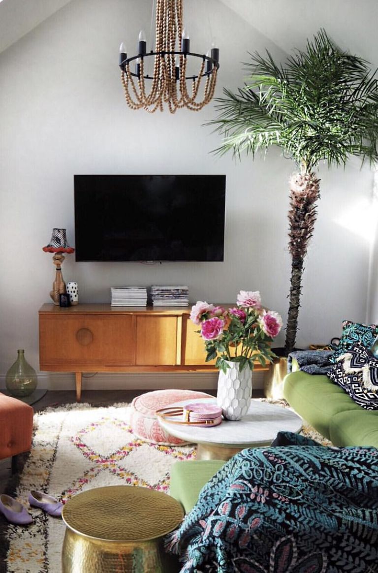 ERICA MILLER ON THE ART OF LAYERING IN INTERIORS