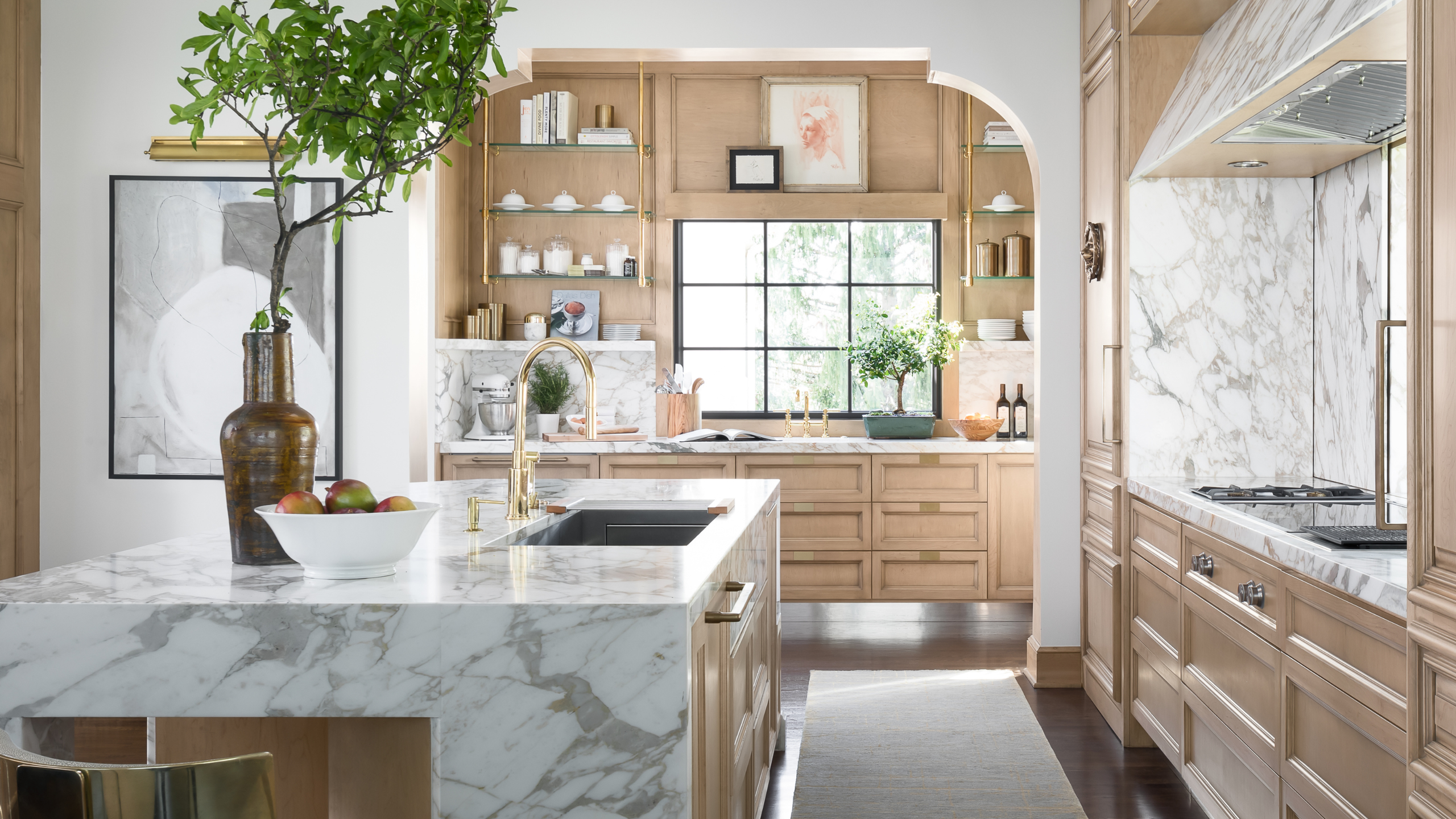 What Is a Dirty Kitchen and How to Design One | Livingetc
