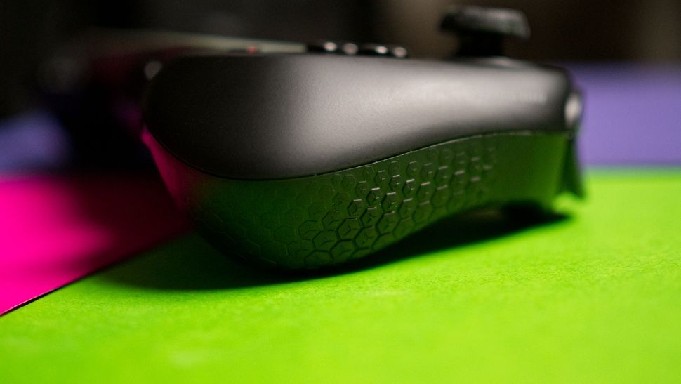 Scuf Nomad review: A terrific mobile gaming controller — with one ...
