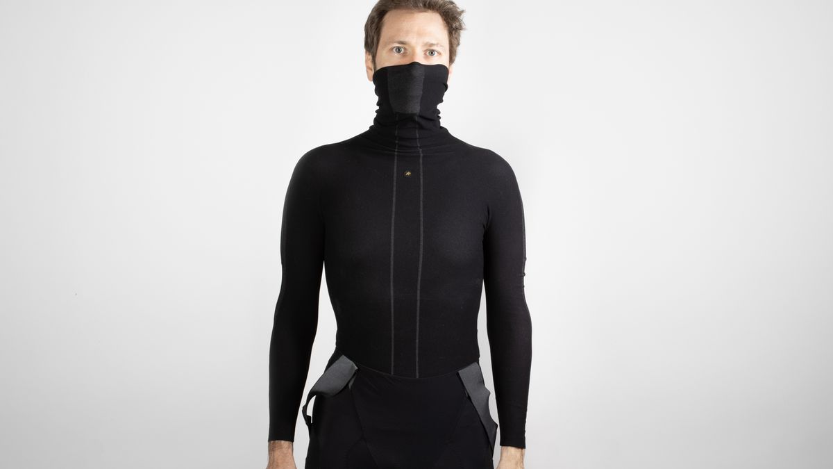 Assos GTO Winter LS DermaSensor Base Layer review: Deep winter warmth ...