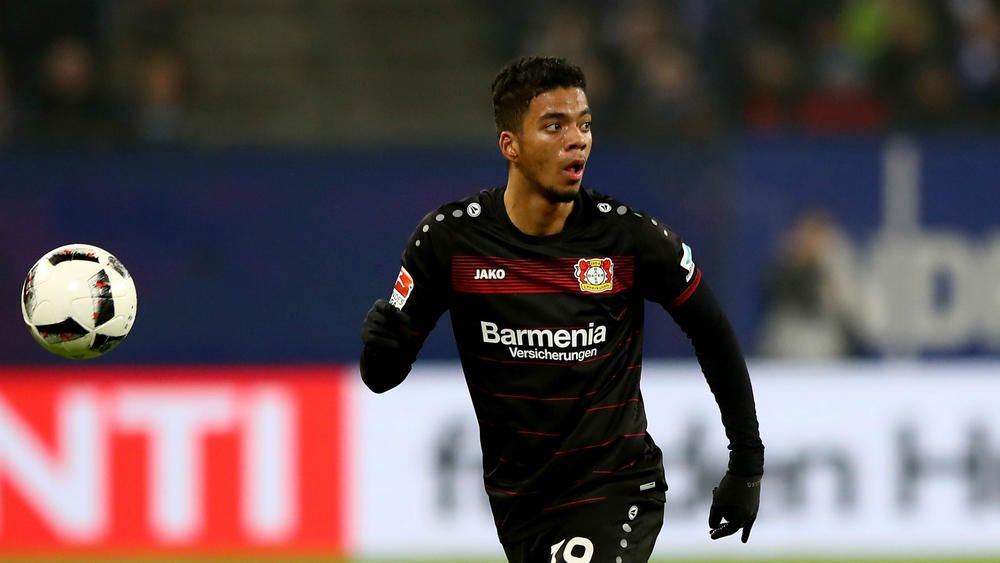 Henrichs signs Leverkusen renewal | FourFourTwo