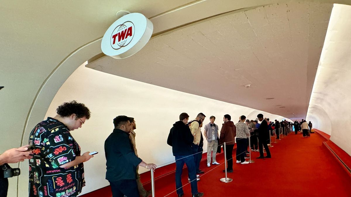 Rabbit R1 pickup party recap — new features, demos, unboxing and more ...