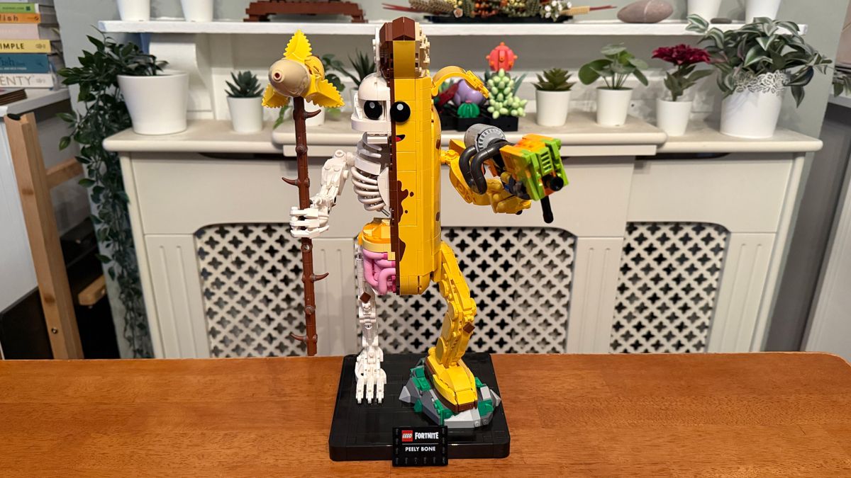 Lego Fortnite Peely Bone (77072) review: "A highly detailed model, but ...