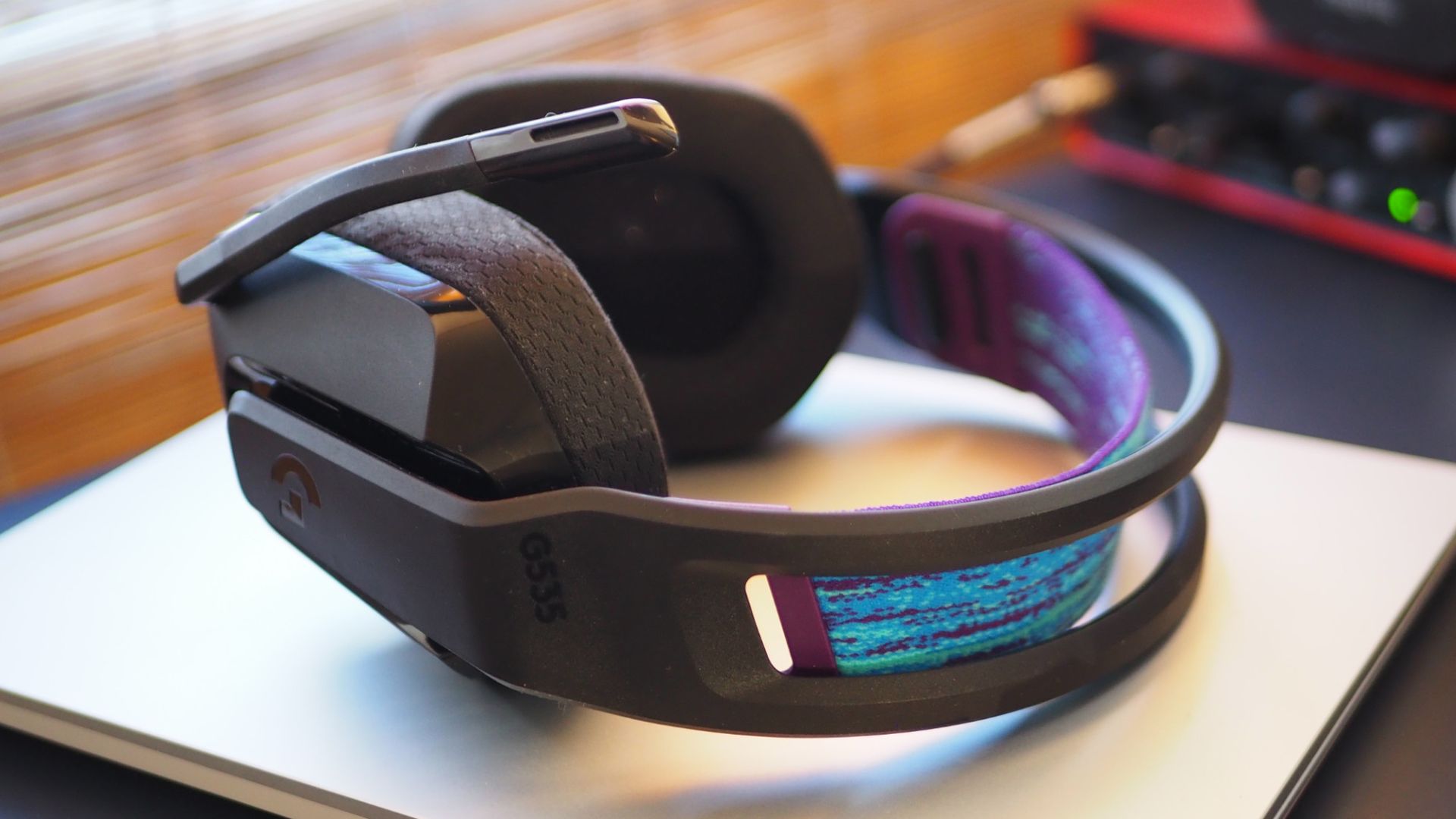 Logitech G535 Lightspeed review: "Straightforward, great-sounding cups ...