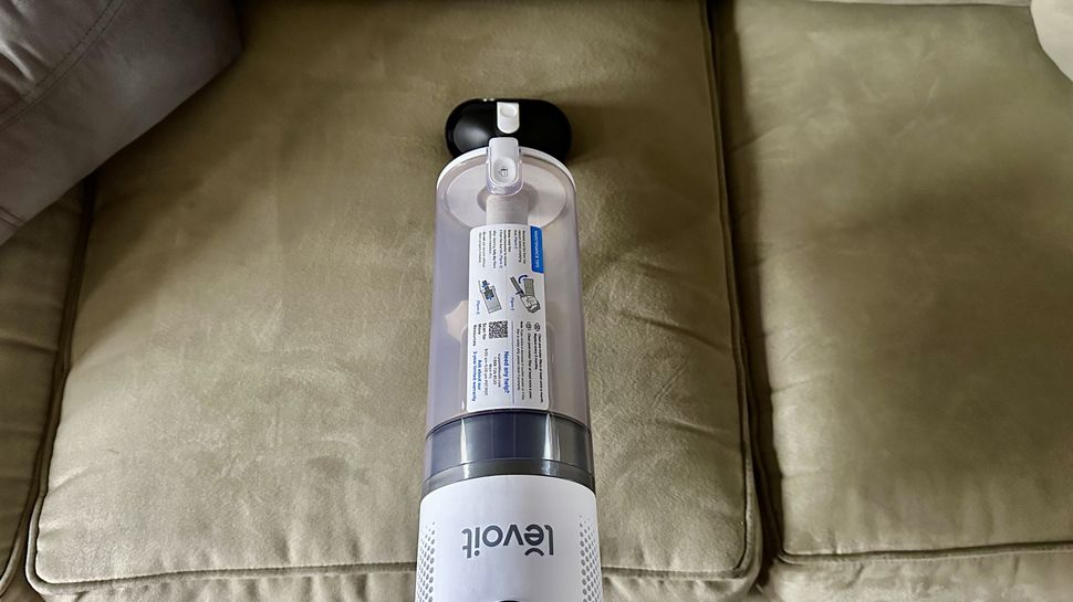 Levoit LVAC-200 Cordless Stick Vacuum review | Top Ten Reviews