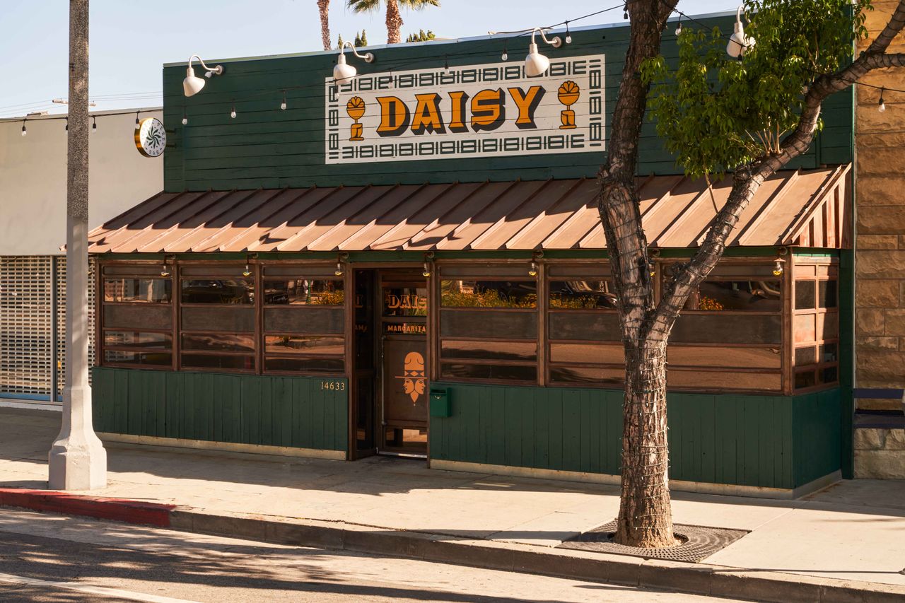 Daisy Margarita Bar lands in Sherman Oaks | review | Wallpaper*
