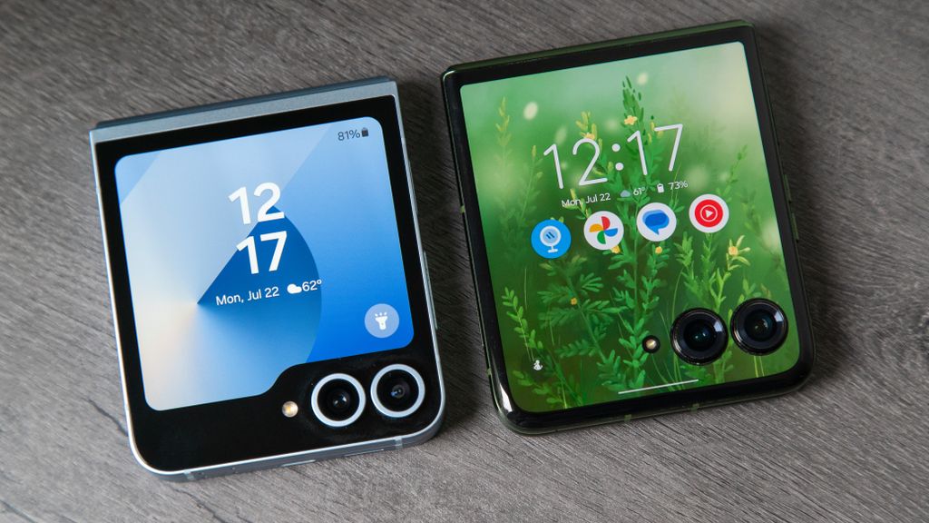 I spent 24 hours using only the Motorola Razr and Galaxy Z Flip cover ...