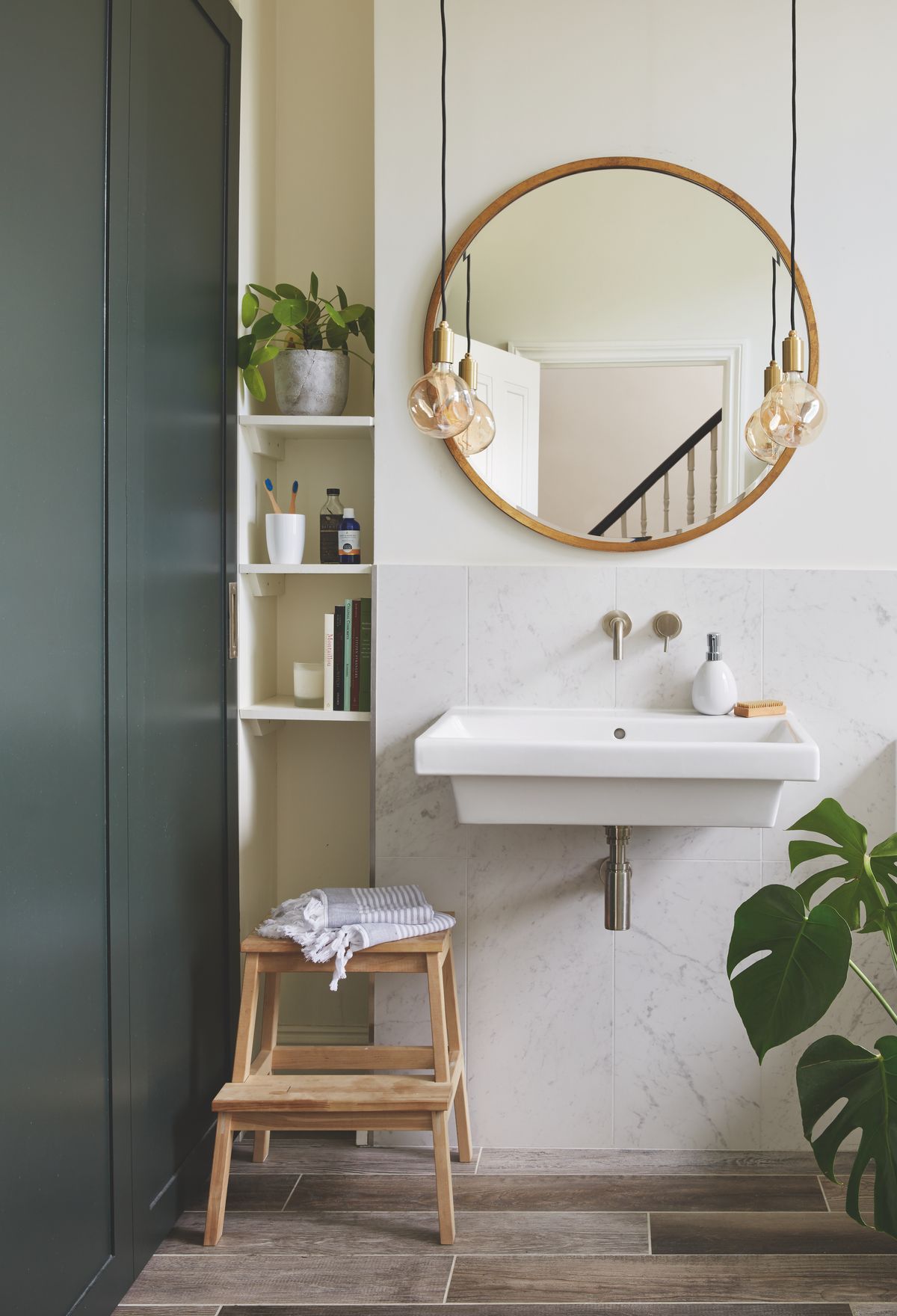 Small Ensuite Ideas: Clever Yet Compact Bathroom Schemes | Homebuilding
