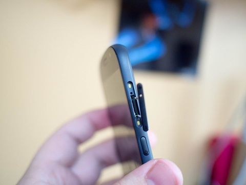 YotaPhone 2 review | Android Central