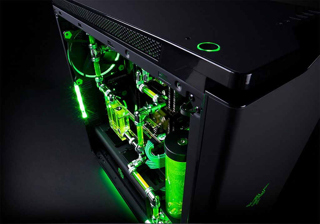 Maingear and Razer invite you to go nuts on a decked out R1 gaming PC ...
