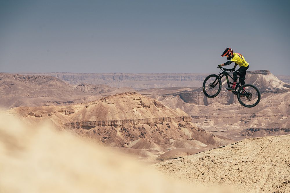 Daniel Bear heads to Israel’s dusty interior to shoot a desert freeride ...