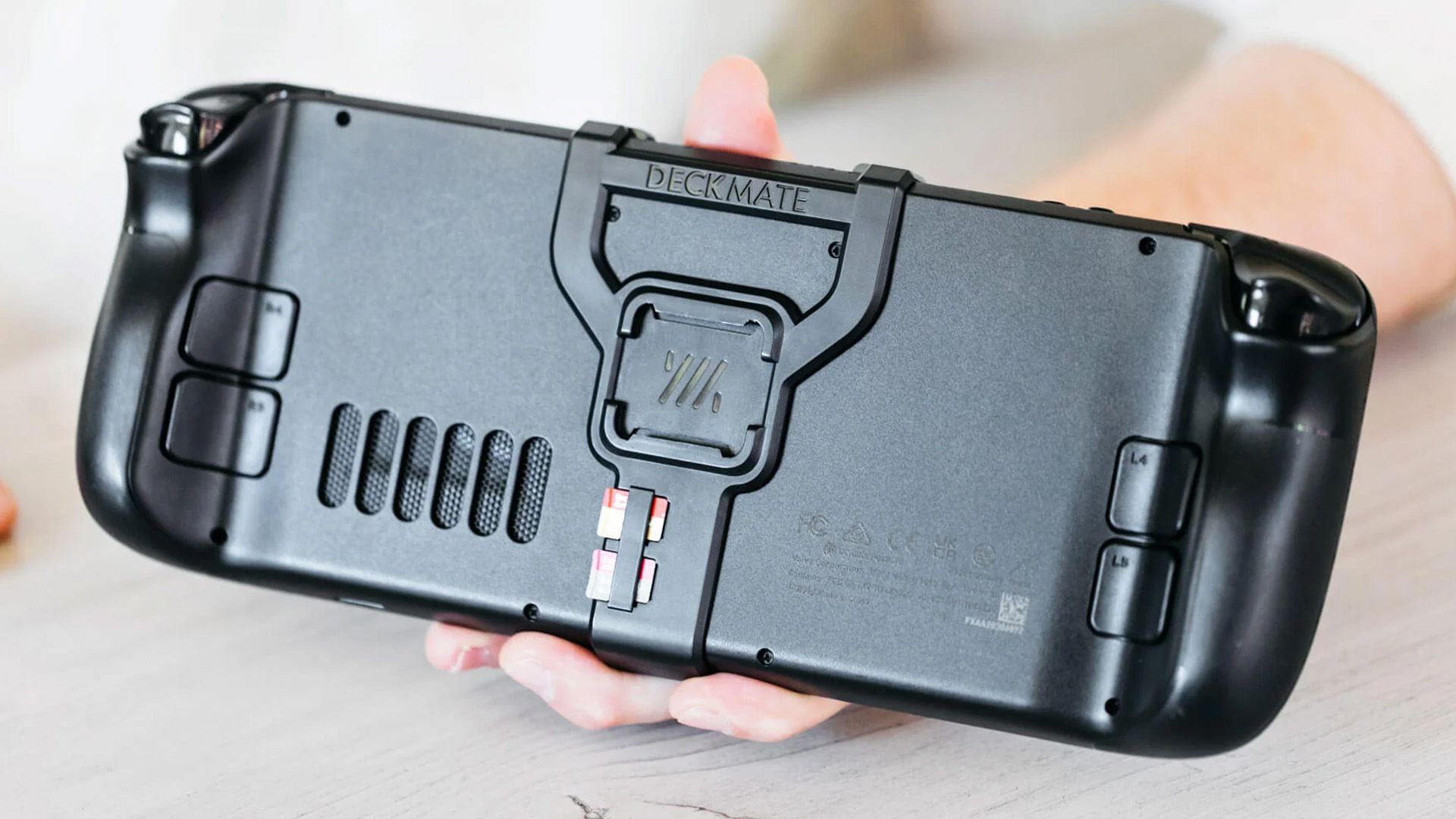 Deckmate Grip for Steam Deck hands-on: Better with a kickstand | Tom's ...