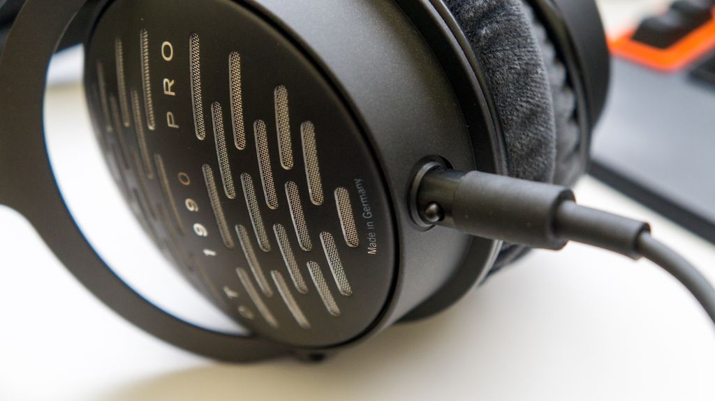 Beyerdynamic DT 1990 Pro review | TechRadar