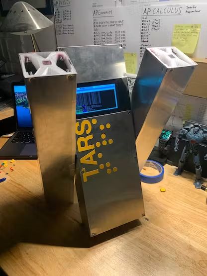 Raspberry Pi Brings Interstellar's TARS Replica to Life | Tom's Hardware