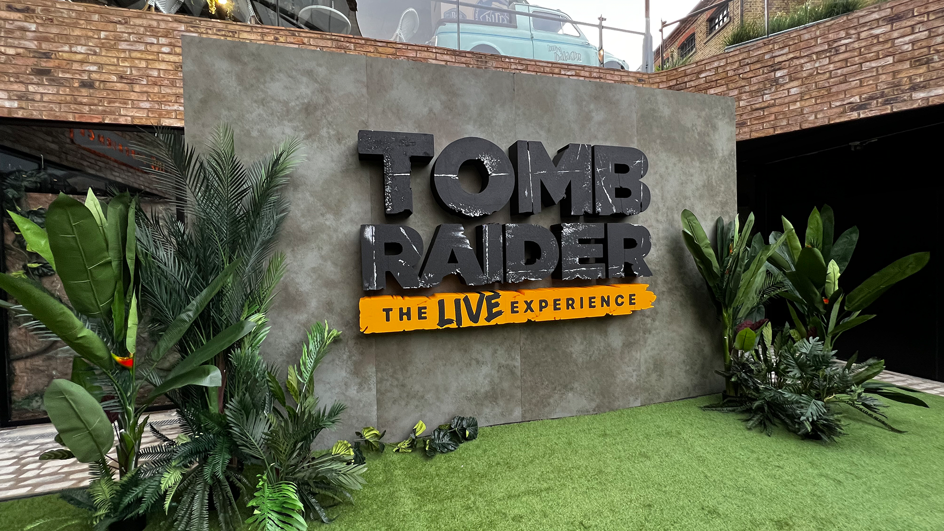 I helped Lara Croft at the Tomb Raider Live Experience, but no freezer ...