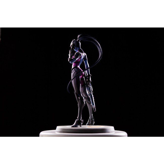 Widowmaker statue heads up the 'new' Blizzard Collectibles line | PC Gamer