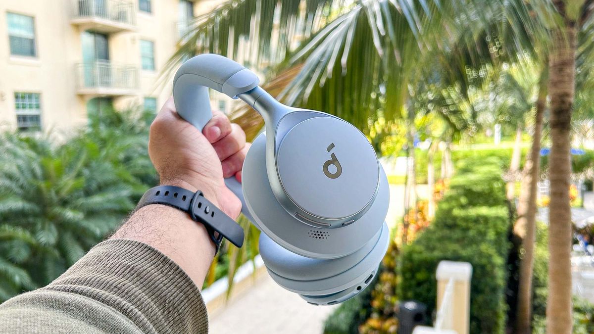 $99 Soundcore Space One headphones are budget noise-cancelers with ...