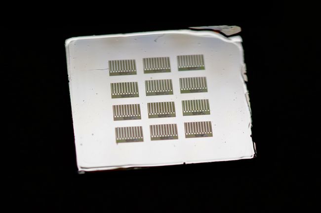 DIY Silicon: Man Builds Integrated Circuit That's Similar to Intel's ...