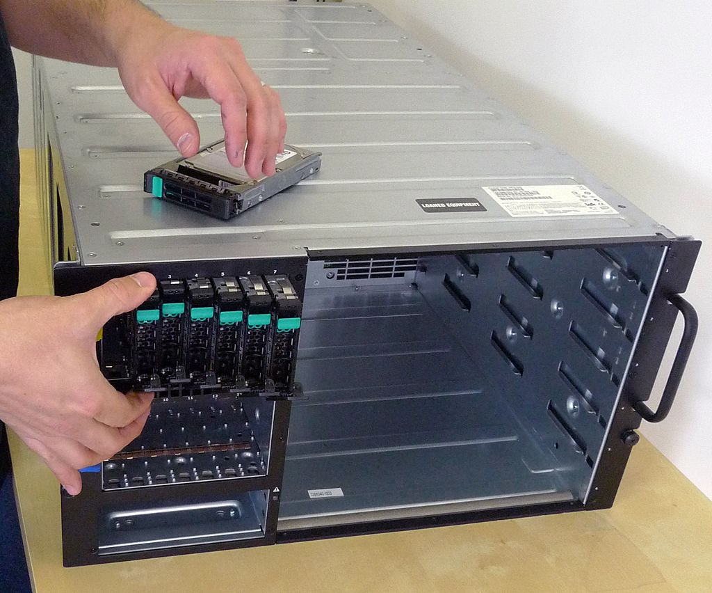 Disk Drives - Intel’s 24-Core, 14-Drive Modular Server Reviewed | Tom's ...
