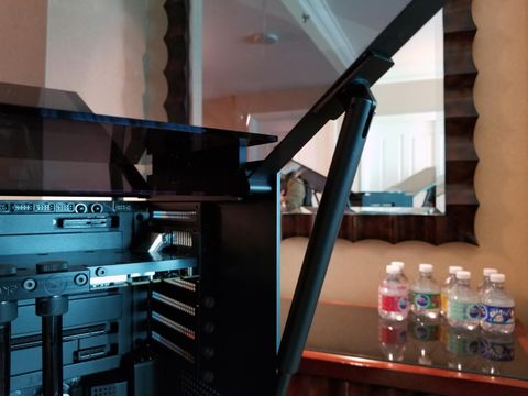 Razer's Tomahawk Elite Is a Slick PC Case With Side Panels Like a ...