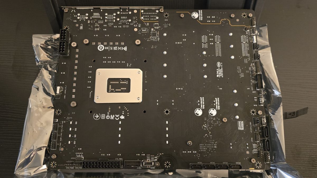 Corsair 3500X ARGB Review: Wrap around with Corsair’s distinctive style ...