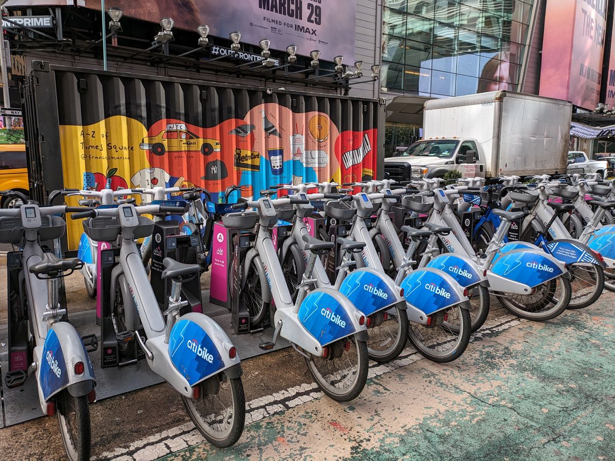 We took over 200 photos with the Nothing Phone 2a and Pixel 7a — here's the winner | Tom's Guide