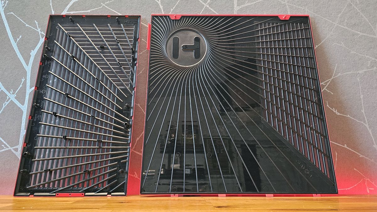 Hands On: Hyte’s Y40 Is a Pretty, Affordable PC Show Case | Tom's Hardware