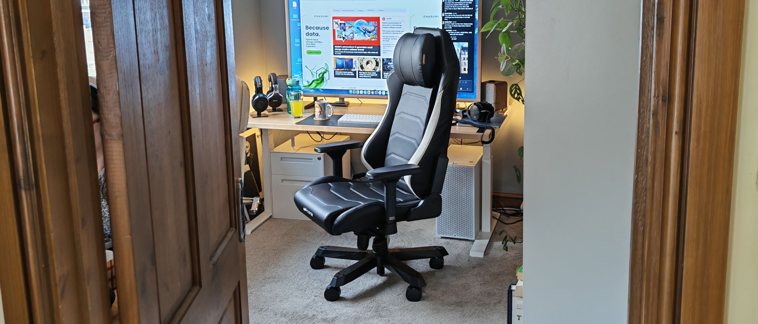 I'm not usually a fan of gaming chairs but this one is surprisingly ...